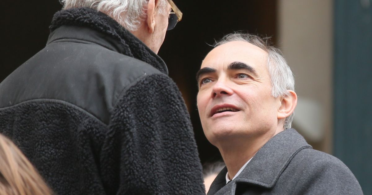 Thomas Chabrol - Sorties des obsèques de Stéphane Audran en l'église ...