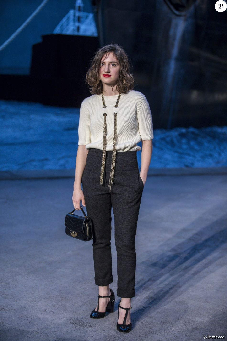 Aloïse Sauvage - Photocall du défilé de la collection Croisière Chanel ...