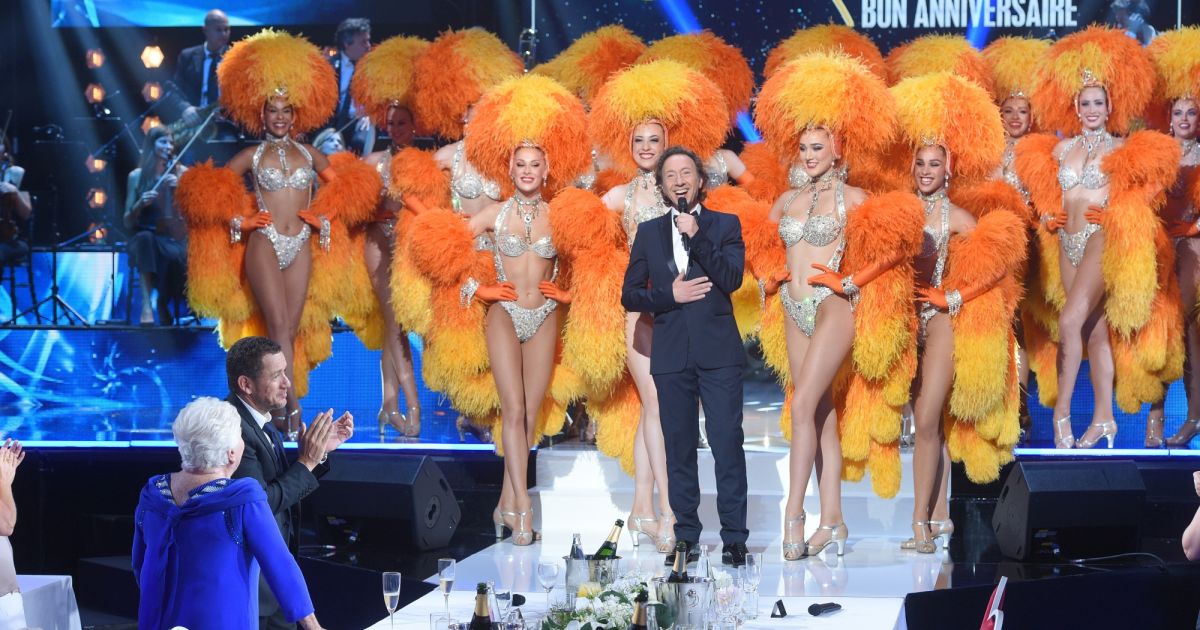 Exclusif - Les danseuses du Moulin Rouge, Stéphane Bern, Line Renaud et ...