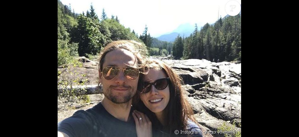Gregory Smith et sa femme Taylor en août 2017 - Purepeople