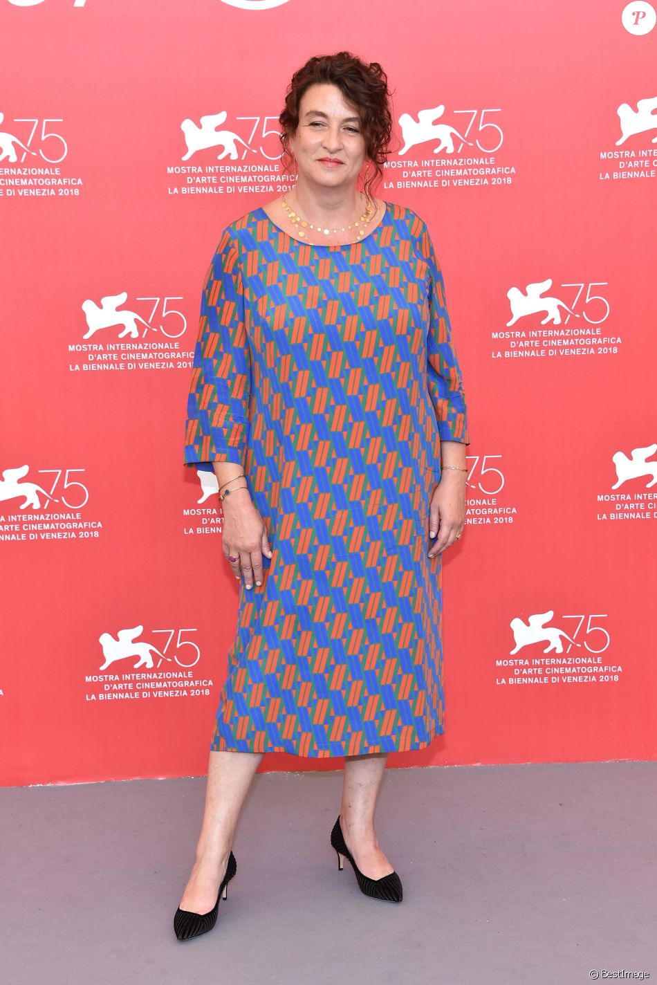 Noémie Lvovsky - Photocall du film Les Estivants pendant la 75e édition ...