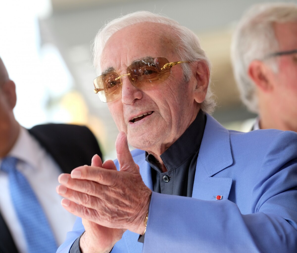 Photo : Charles Aznavour reçoit son étoile sur le Hollywood Walk of ...