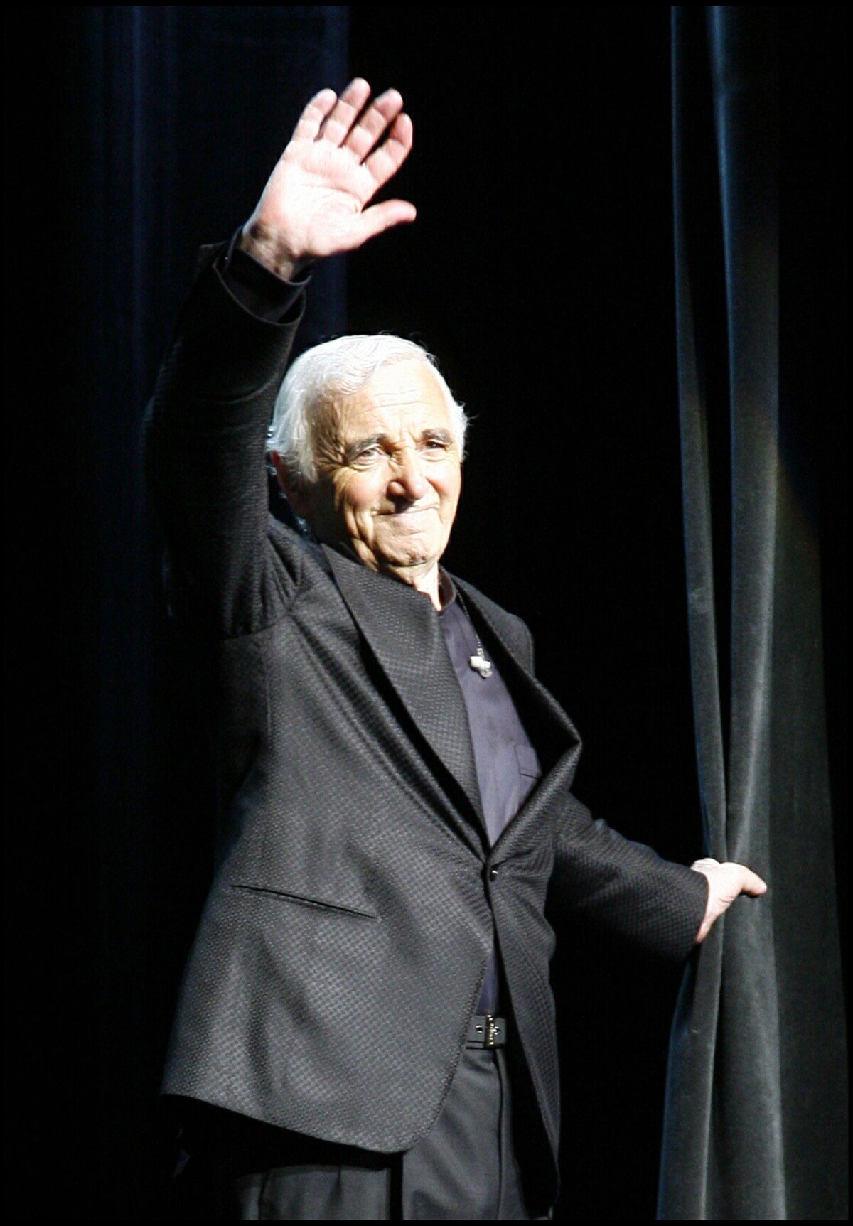 Photo : Charles Aznavour au palais des Congrès à Paris en 2007 ... Photo : Charles Aznavour au palais des Congrès à Paris en 2007 ...