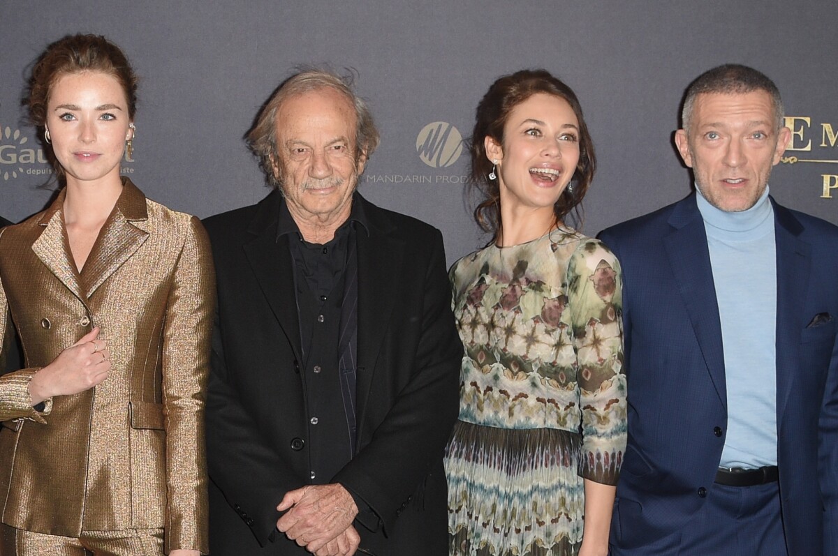Photo : Freya Mavor, Patrick Chesnais, Olga Kurylenko et Vincent Cassel ...