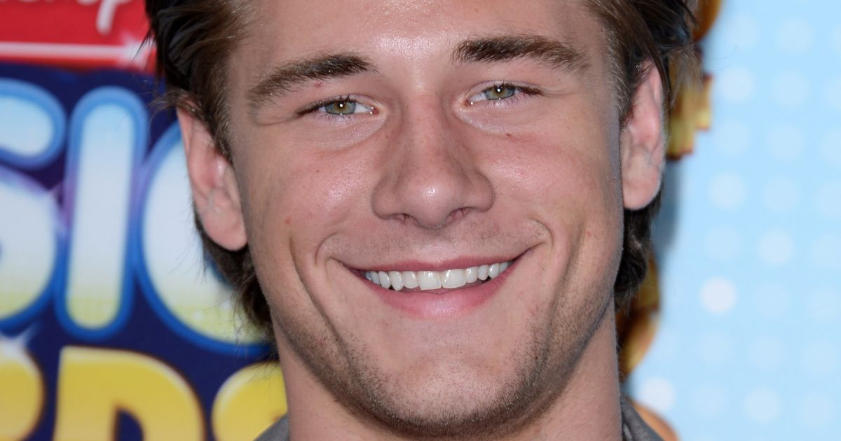 Luke Benward aux Radio Disney Music Awards 2013 - Purepeople