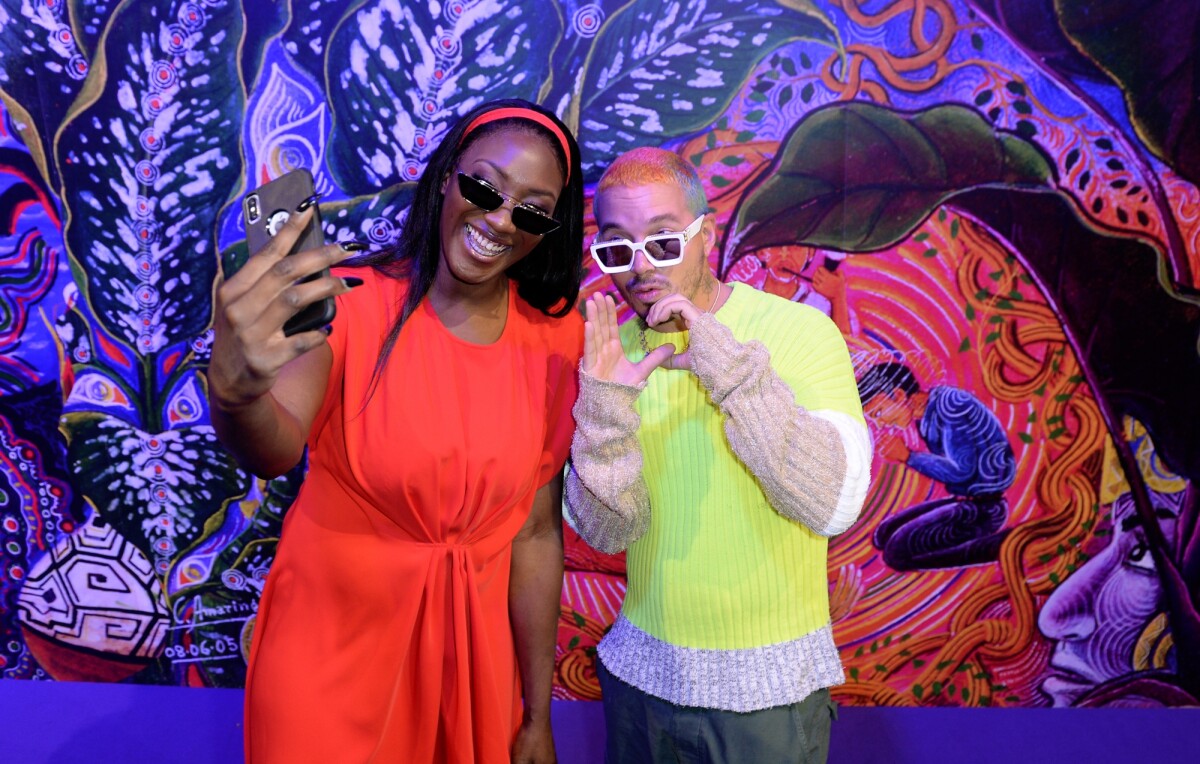 Photo : Exclusif - Aya Nakamura et J Balvin - People au défilé Kenzo ...