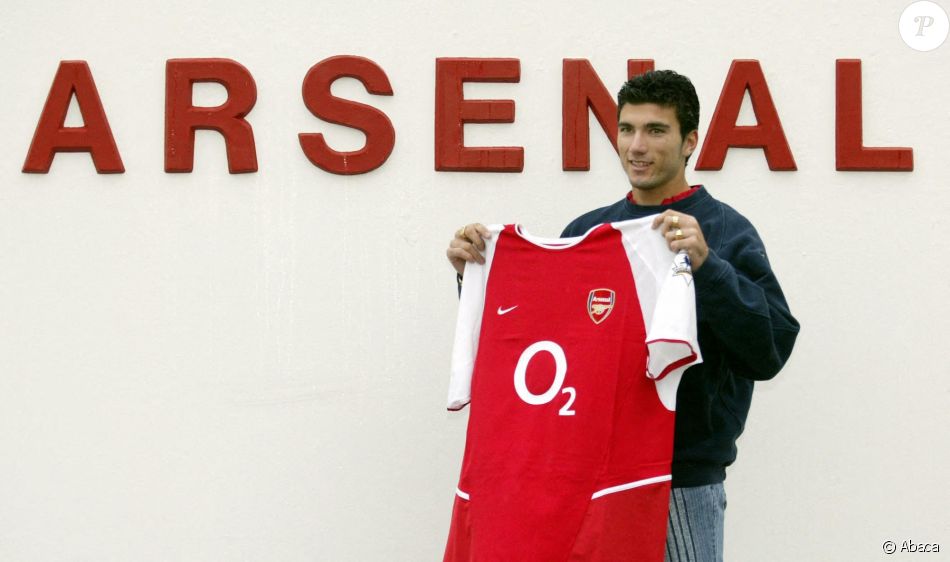 José Antonio Reyes intègre l'équipe d'Arsenal en janvier 2004. - Purepeople