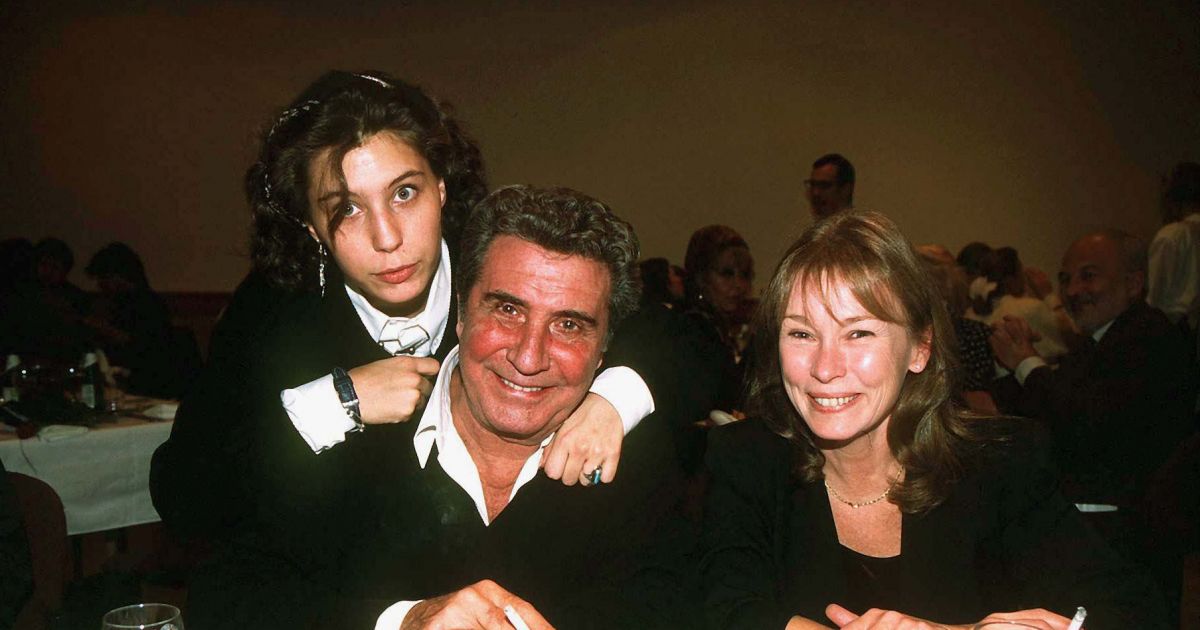 Gilbert Bécaud, sa femme et sa fill Jennifer. - Purepeople