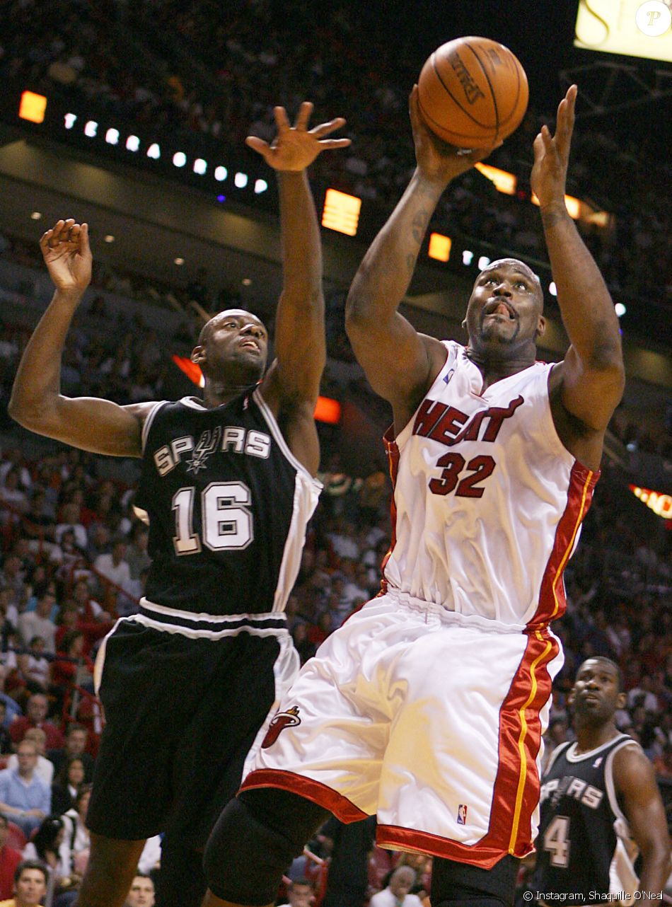 Shaquille O'Neal lors du match Miami Heat - San Antonio Spurs à Miami ...