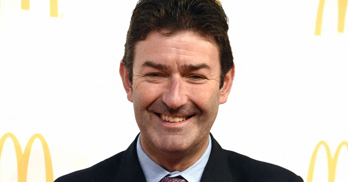 Steve Easterbrook à l'ouverture du McDonald's de l'aéroport de ...