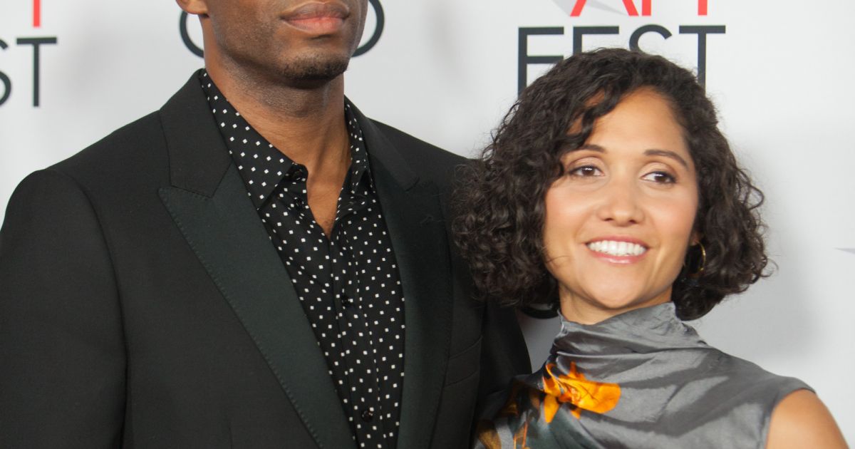 Reginald Cash, le dirigeant de 3 Black Dot, et sa femme à l'avant ...