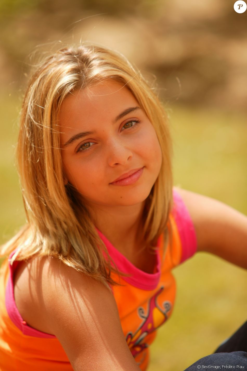 Exclusif - Priscilla Betti pose le 8 juillet 2003. © Frédéric Piau ...