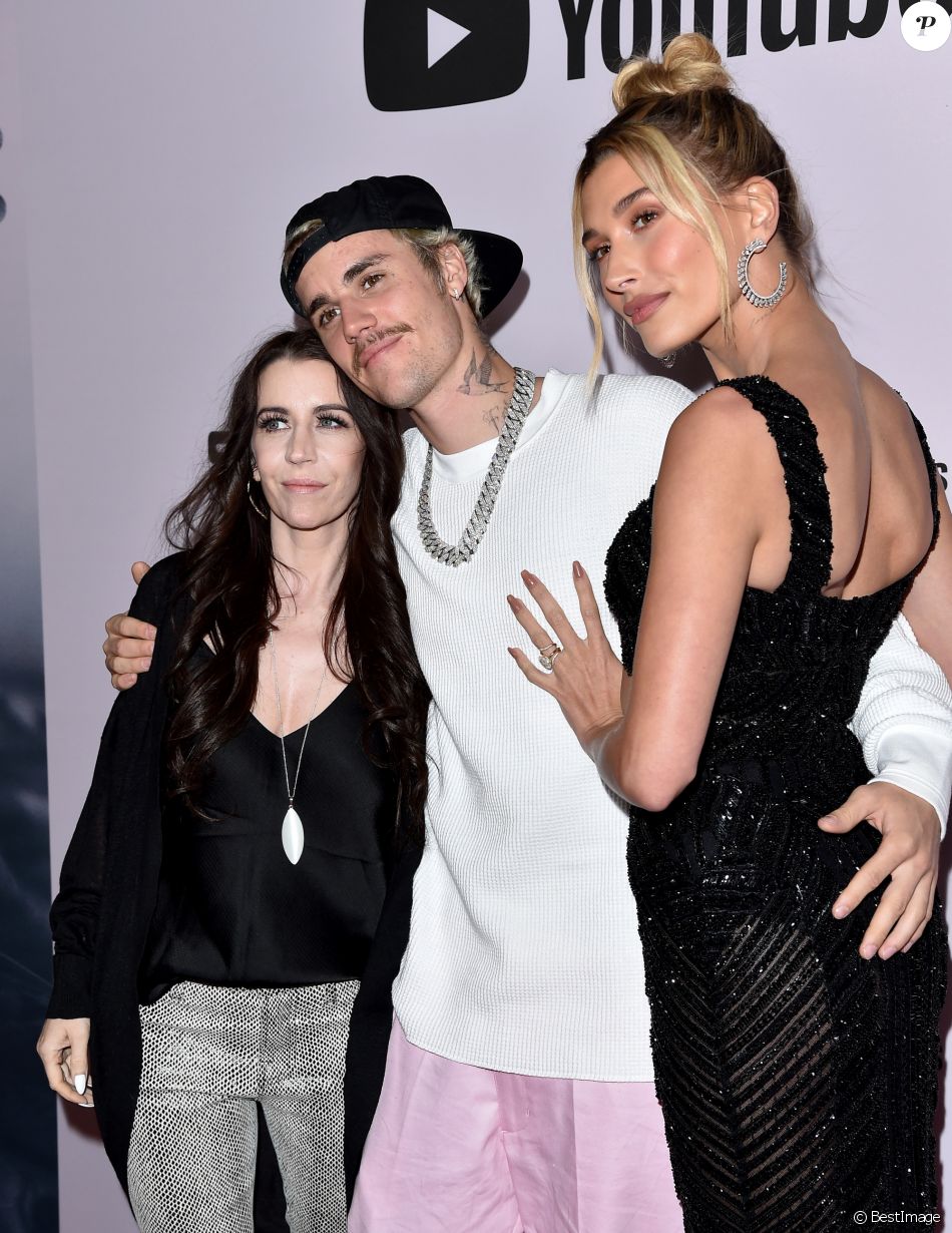 Justin Bieber entre sa mère Pattie Mallette et sa femme Hailey Baldwin ...