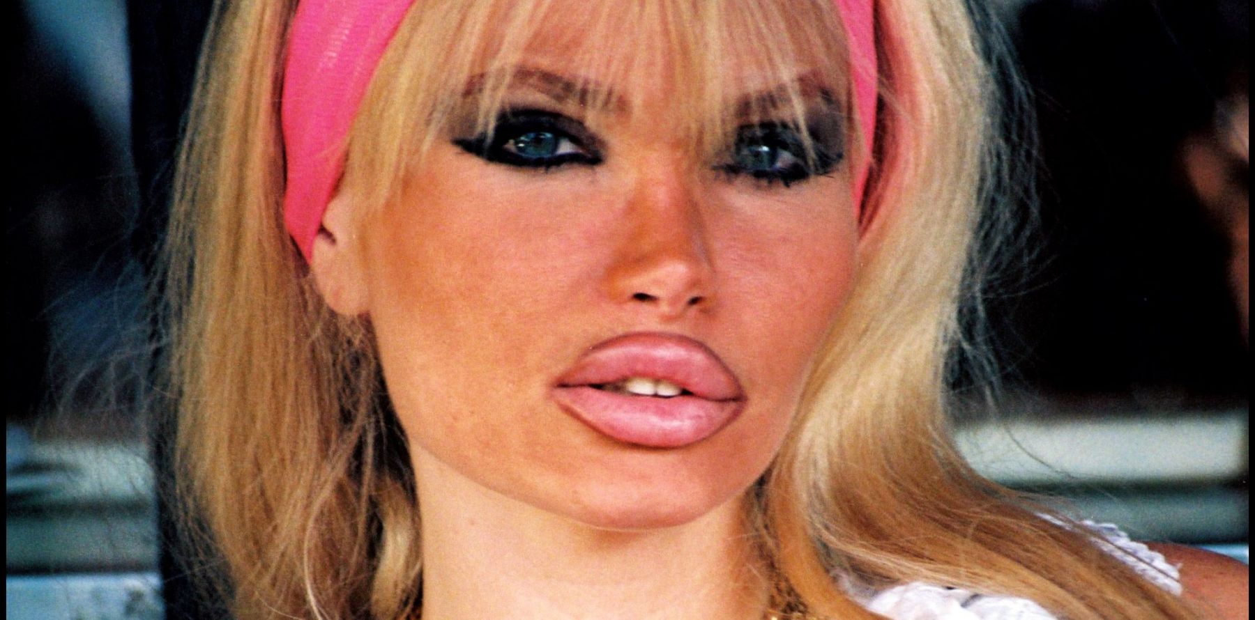 Lolo Ferrari est morte depuis 20 ans, où en est l'enquête sur sa ...