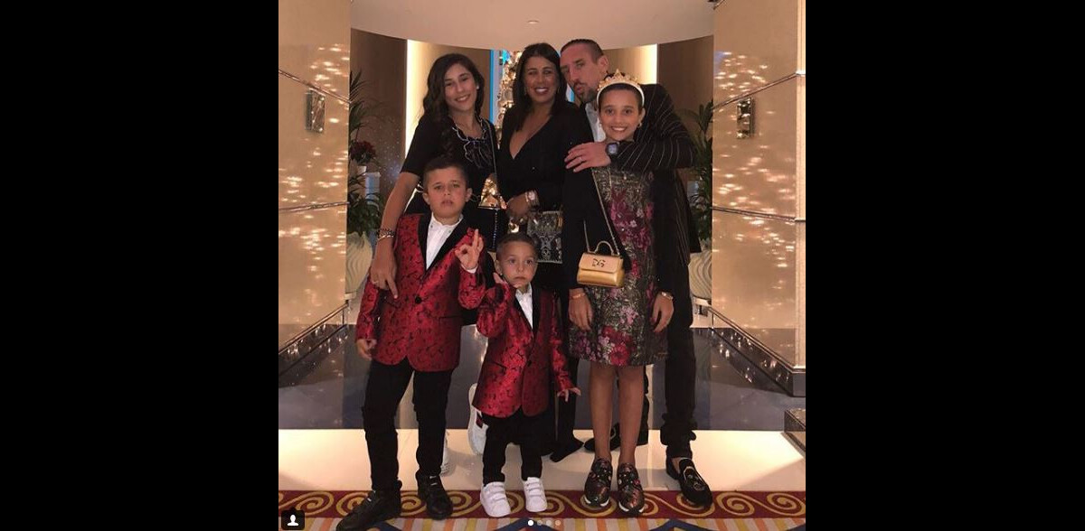 Photo : Franck Ribéry en famille pour les fêtes de fin d'année, à Dubaï ...