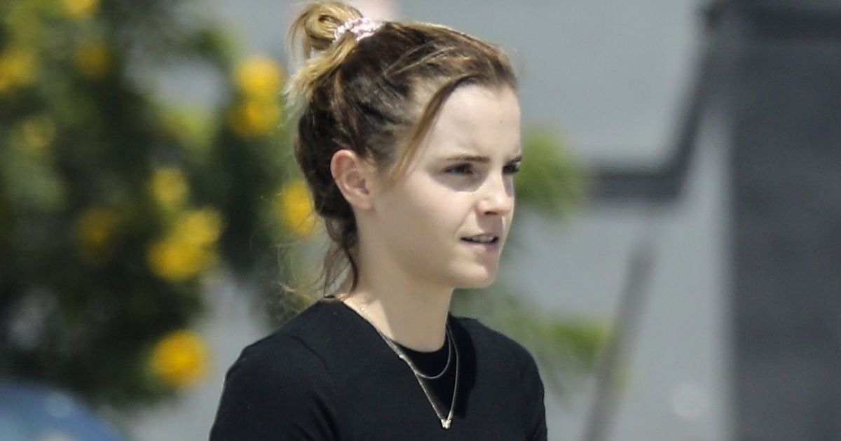 Exclusif - Emma Watson est allée dîner avec un mystérieux inconnu dans ...