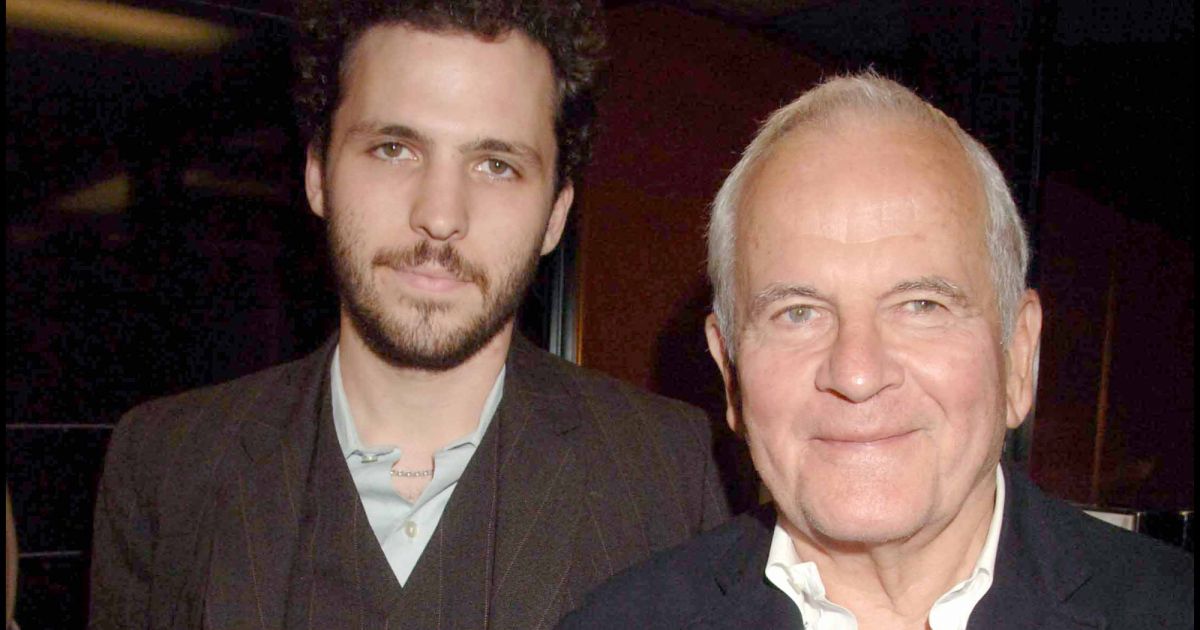Sir Ian Holm et son fils Harry - Première du film The Queen à Londres ...