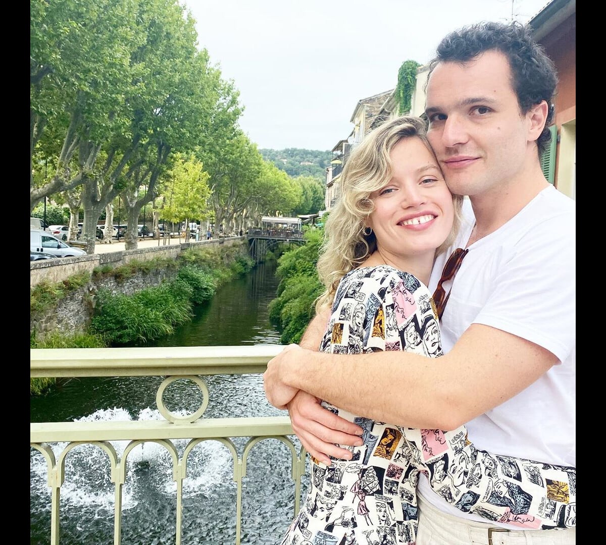 Photo : Georgia May Jagger et Louis Levy sur Instagram le 25 juillet ...
