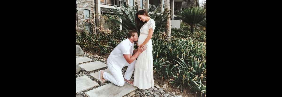 Photo : Kellan Lutz et sa femme Brittany Gonzales sur Instagram. Le 31 décembre 2019. - Purepeople