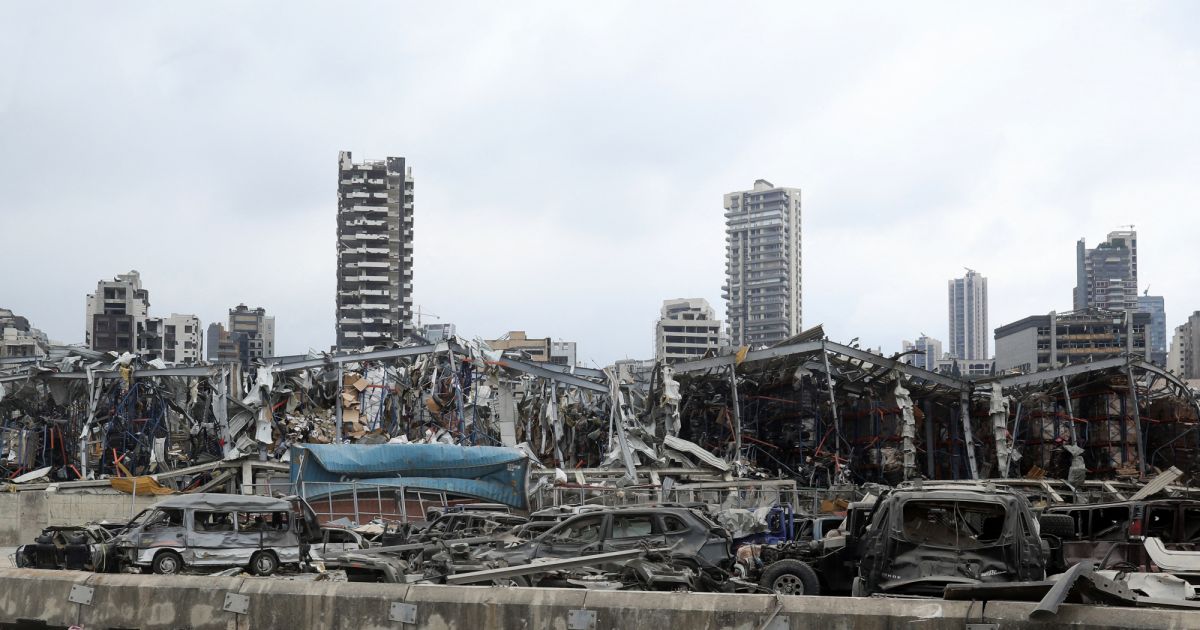 Illustration du port de Beyrouth, détruit par l'explosion de 2750 ...