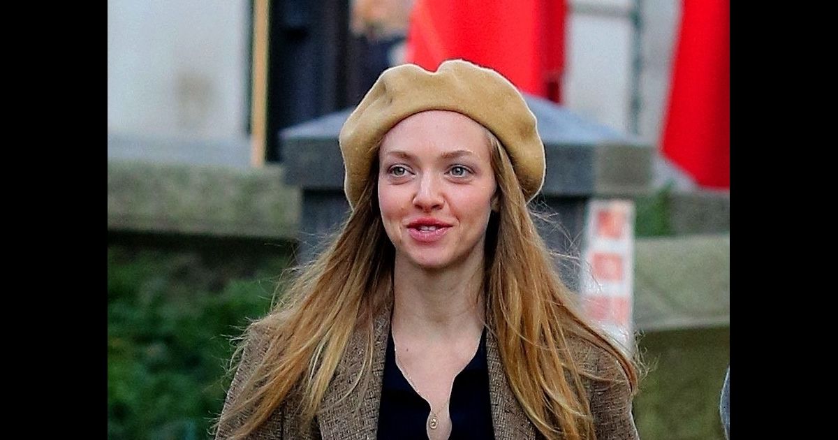 Amanda Seyfried et James Norton ont été aperçus sur le tournage du film ... Amanda Seyfried et James Norton ont été aperçus sur le tournage du film ...