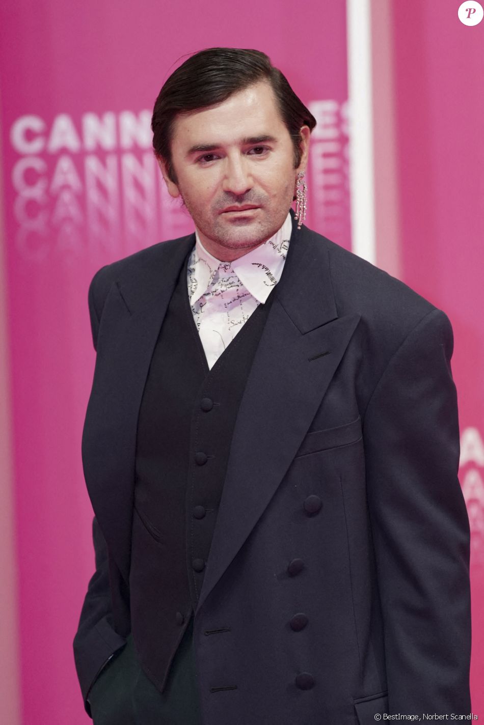 Nicolas Maury - Pink Carpet dans le cadre de Canneseries saison 3 au ...