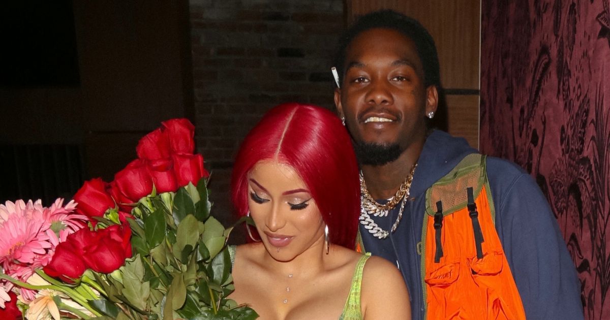 Cardi B Et Son Mari Le Rappeur Offset Sont Allés Dîner Au Restaurant En Famille Au Restaurant