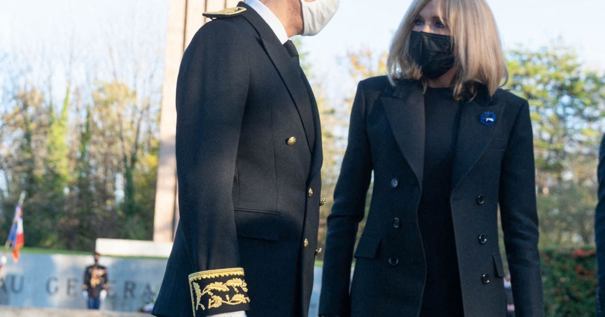 Joseph Zimet, préfet de la Haute-Marne, Brigitte Macron. - L'unité de ...