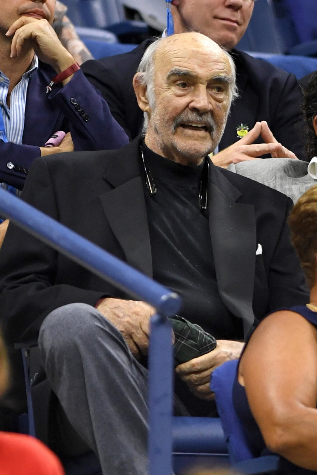 Photo : Sean Connery - Open de tennis de Flushing Meadows - Federer bat ...