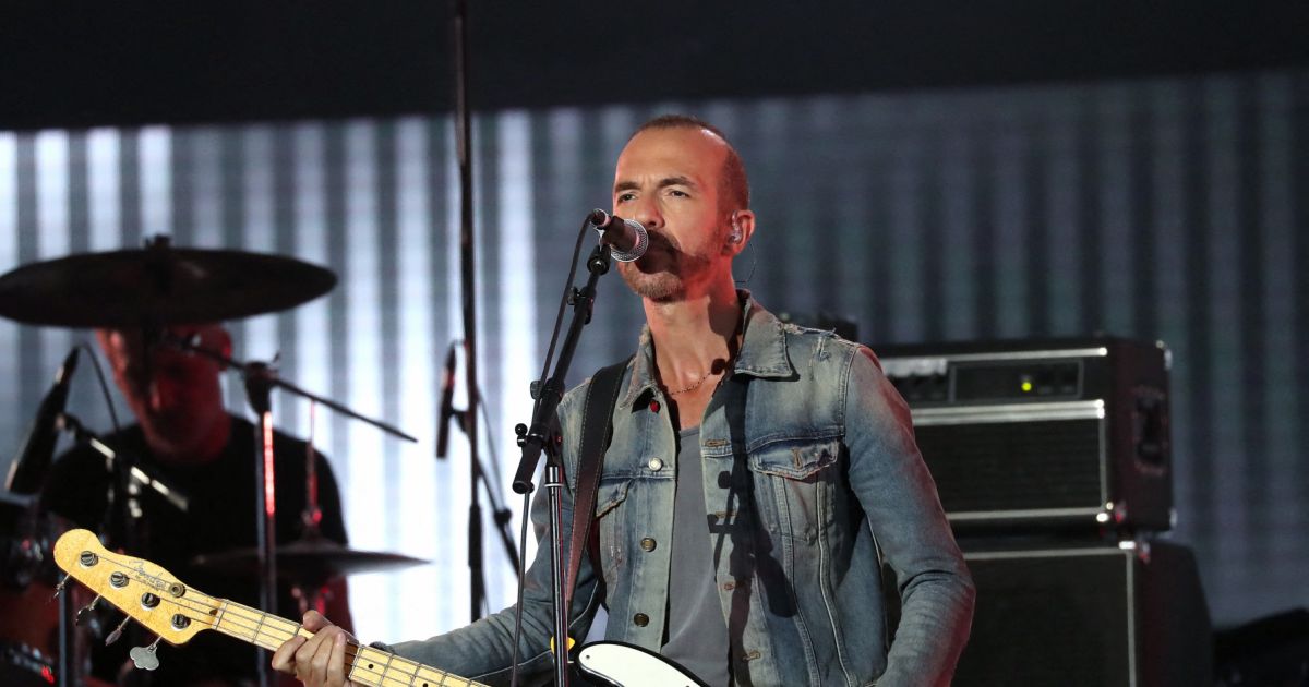 Exclusif - Calogero sur scène lors du Festival des Festivals de Rock en Seine au parc de Saint ...