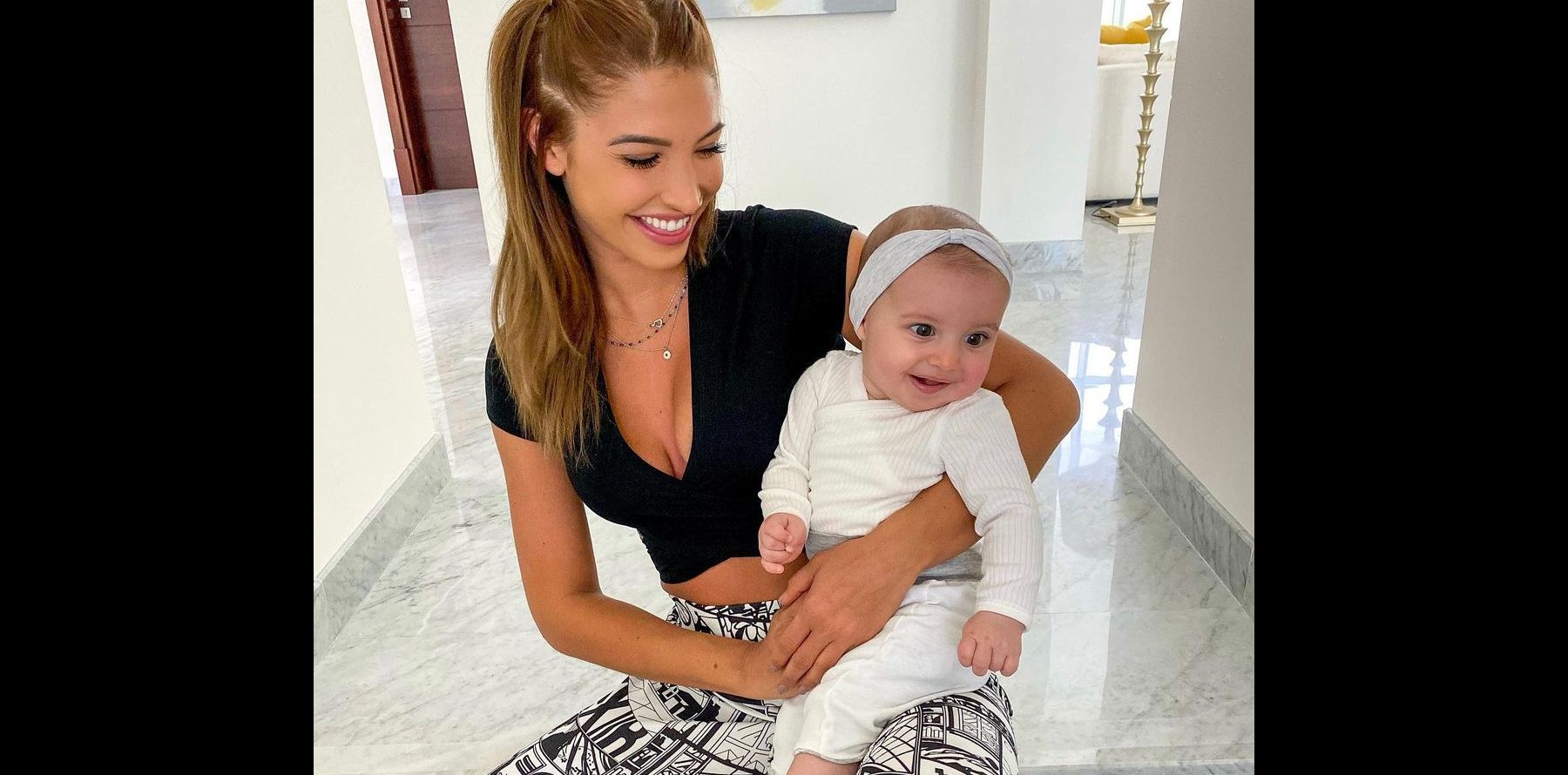 Mélanie Dedigama maman "traumatisée" : son couple parfois en difficulté ...