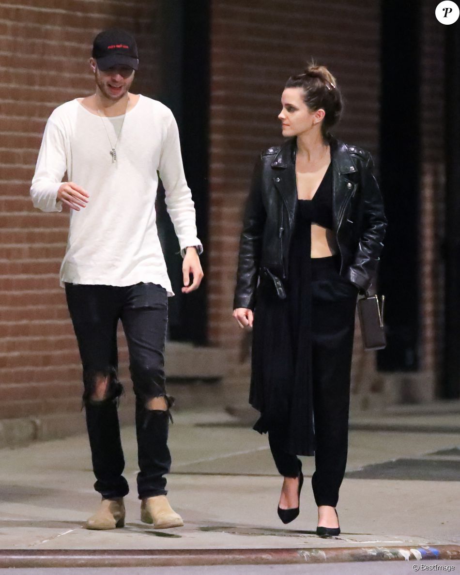 Exclusif - Emma Watson et Cole Cook (frère d'Alicia Keys) à la sortie ...