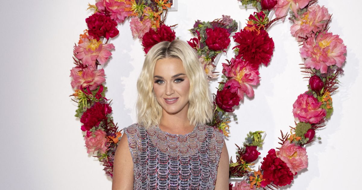 Katy Perry assiste au dîner de lancement des Parfums Louis Vuitton ...