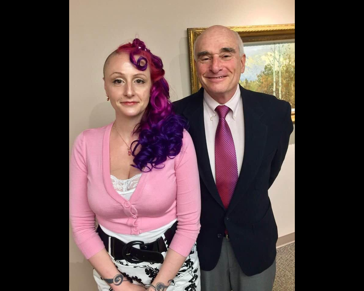 Photo : Julia Quinn rend hommage à son père Steve Cotler et à sa soeur ...