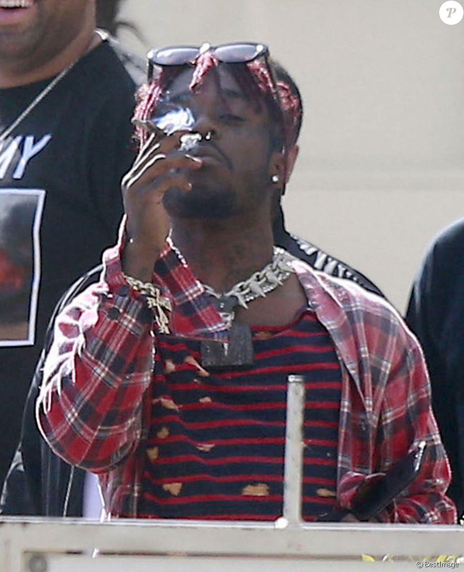 Lil Uzi Vert devient le premier humain à acheter une planète, après son ...