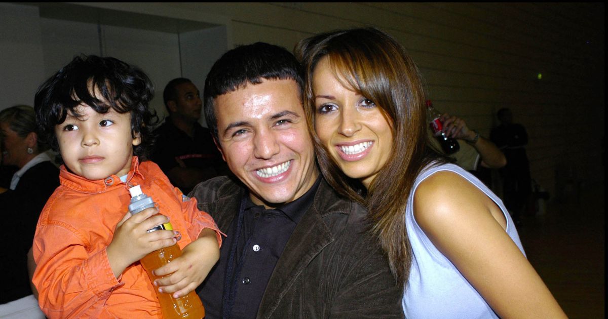 Faudel, sa femme Anissa et leur fils Enzy au Palais des Sports Robert ...
