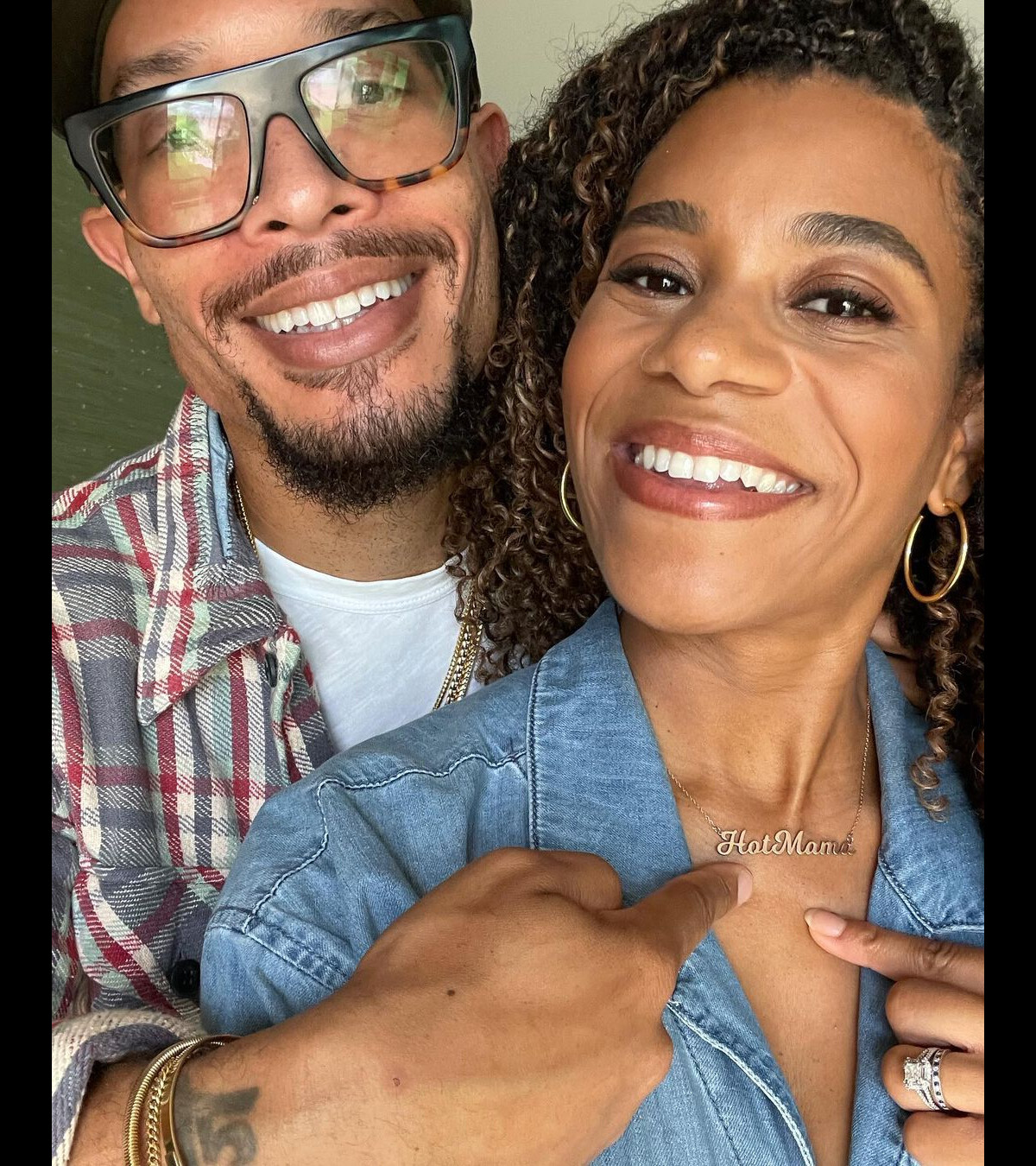 Photo : Kelly McCreary et son mari Pete Chatmon sur Instagram, août ...