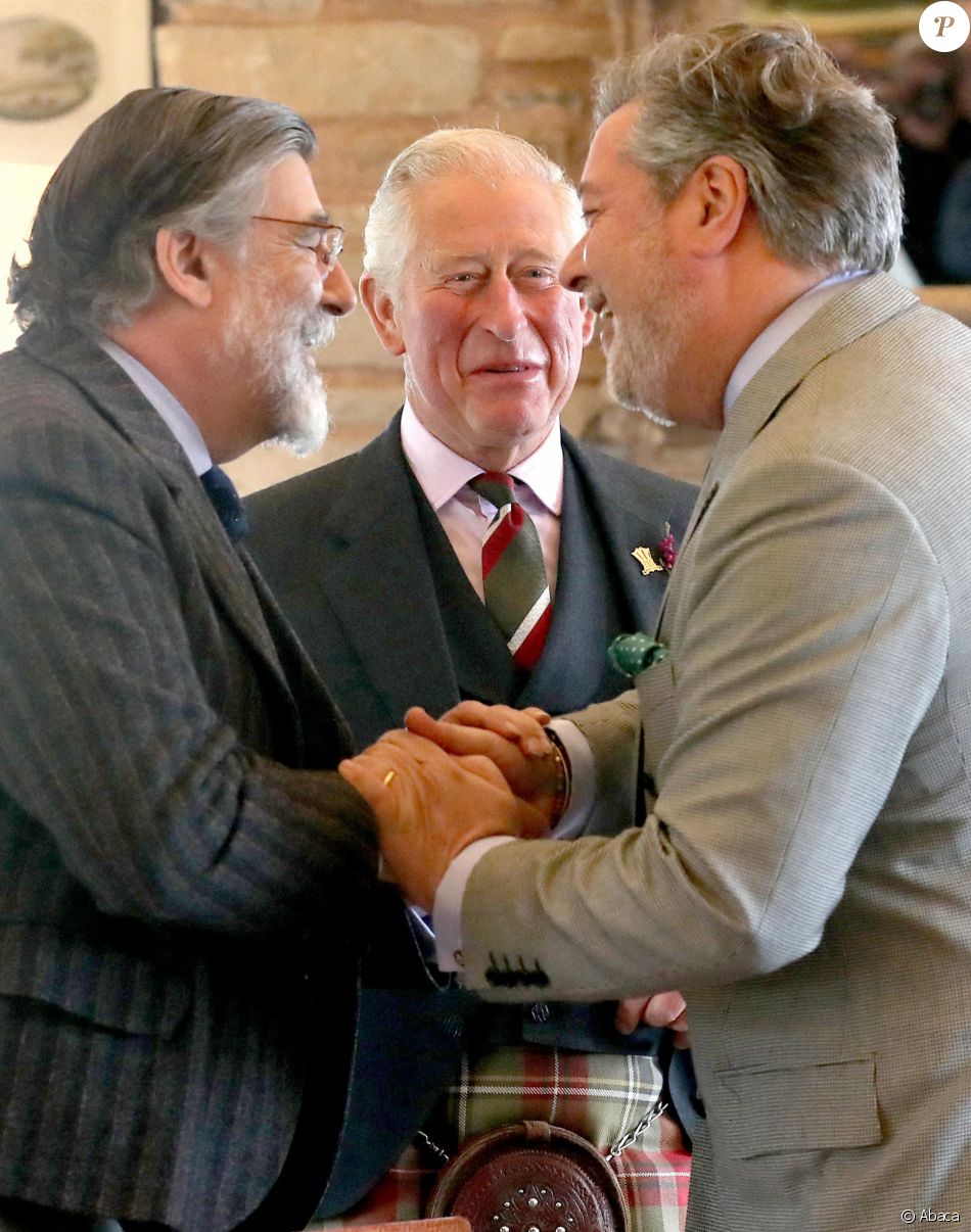 Le prince Charles avec Lord Thurso et Michael Fawcett au Granary ...