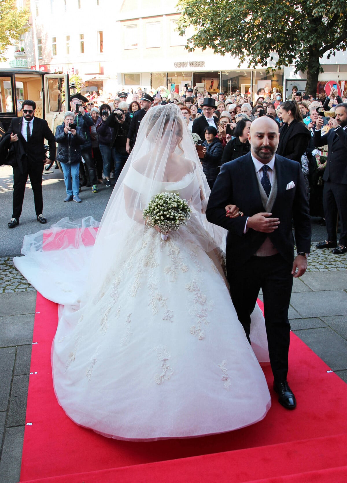 Photo : Mariage religieux du prince Alexander zu Schaumburg-Lippe et ...