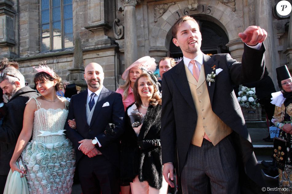 Le prince Heinrich Donatus, fils du marié - Mariage religieux du prince ...
