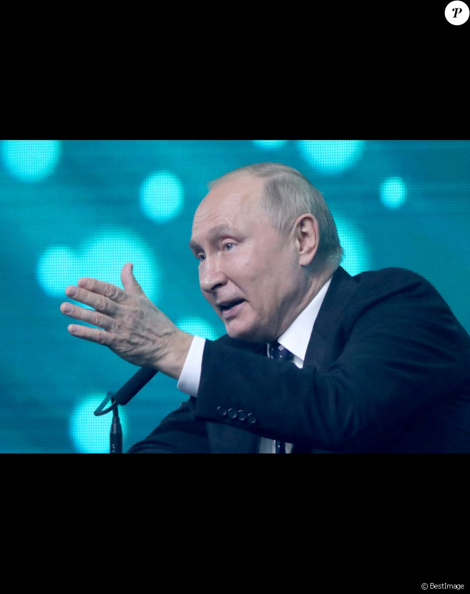 Vladimir Poutine le visage gonflé : son état de santé inquiète : le ...
