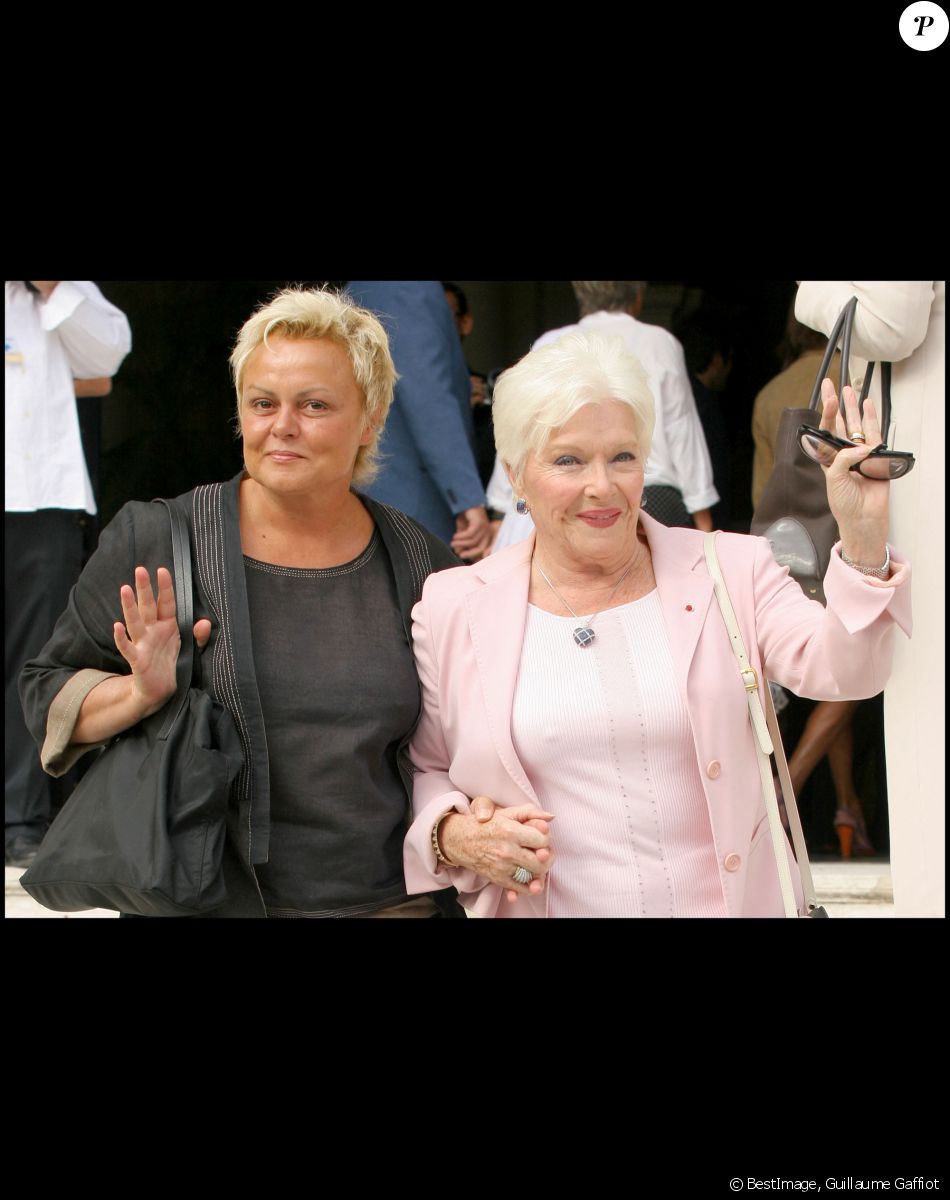 Mimie Mathy et Benoist, les photos de leur mariage : robe de princesse ...