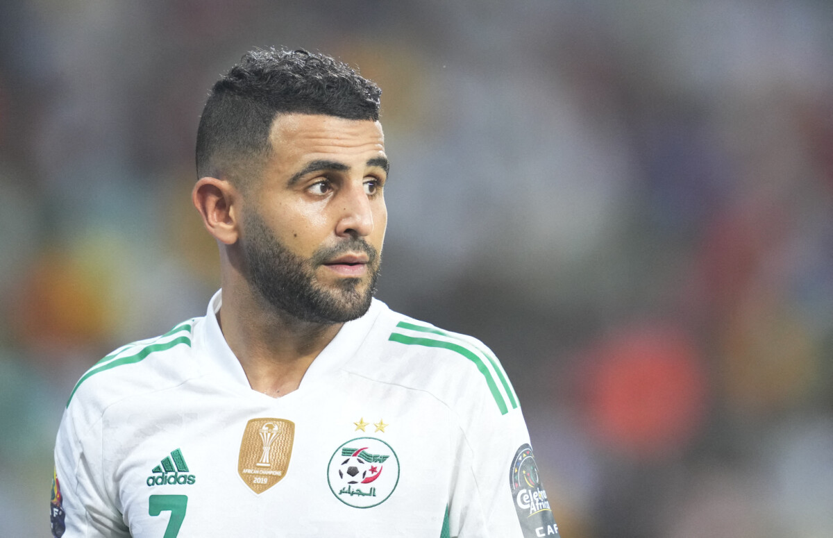Photo : Riyad Mahrez - Coupe d'Afrique des nations de football 2021 ...