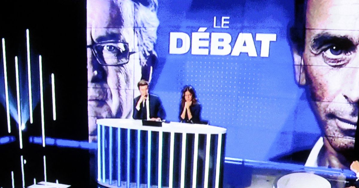 Débat télévisé entre le leader du mouvement de gauche français La ...