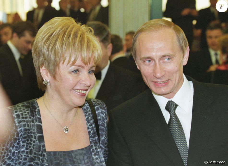 Vladimir Poutine fête ses 50 ans avec son épouse Lioudmila à Moscou le ...