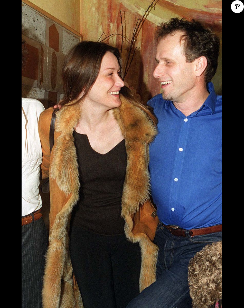 "On s'est aimé passionnément" : Charles Berling et Carla Bruni ont été ...