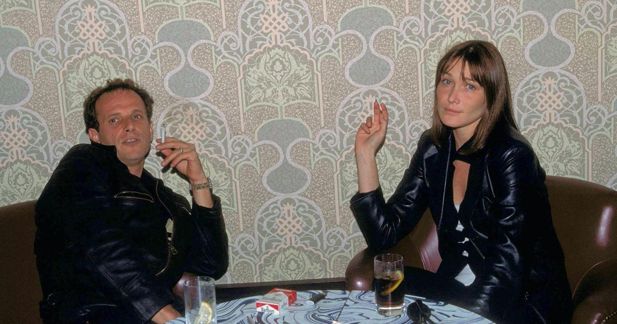 Undated file picture of Carla Bruni and Charles Berling at restaurant ...