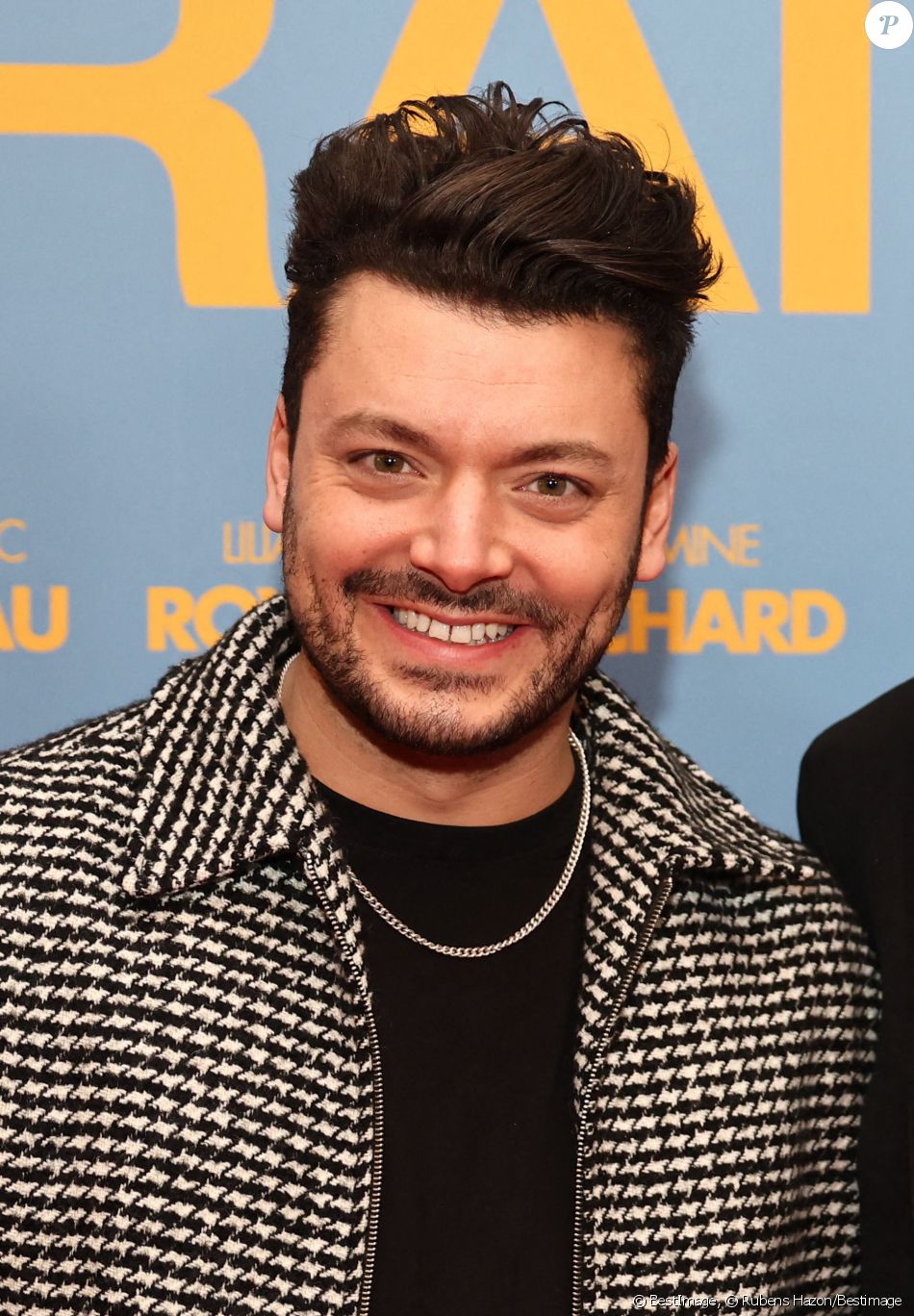 Kev Adams - Avant-première du film Maison de retraite au cinéma Le ...