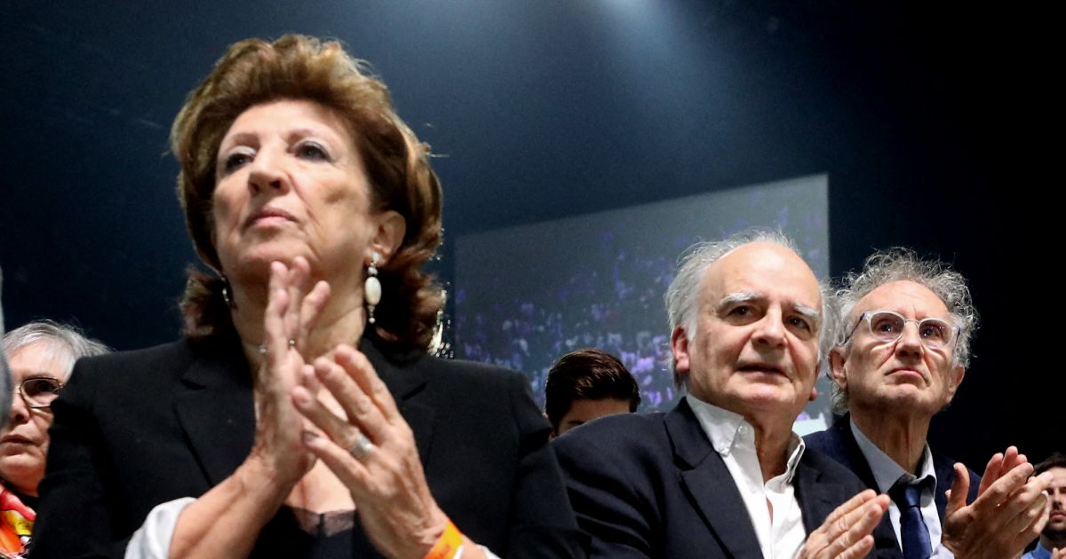 Exclusif - Les parents de Emmanuel Macron, Françoise Noguès et Jean ...