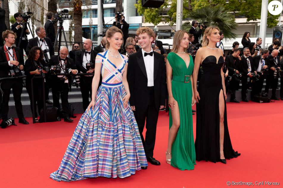 Déborah François, Jérémy Gillet, Ludmilla Makowski, Vanille Lehmann ...